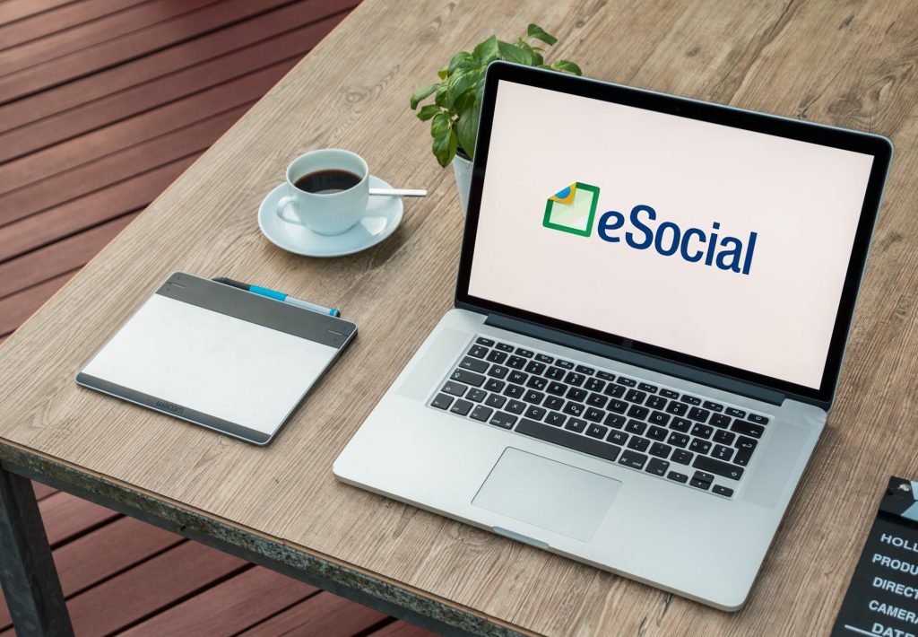 eSocial simplificado é lançado com novo layout - Ponto ISP